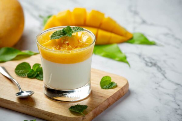 Mango Shake Nutrition Facts: Calories, Carbs & Health Benefits